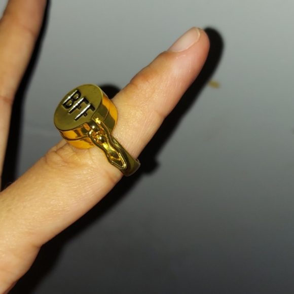 SpongeBob Squarepants | Toys | Spongebob Bff Ring | Poshmark